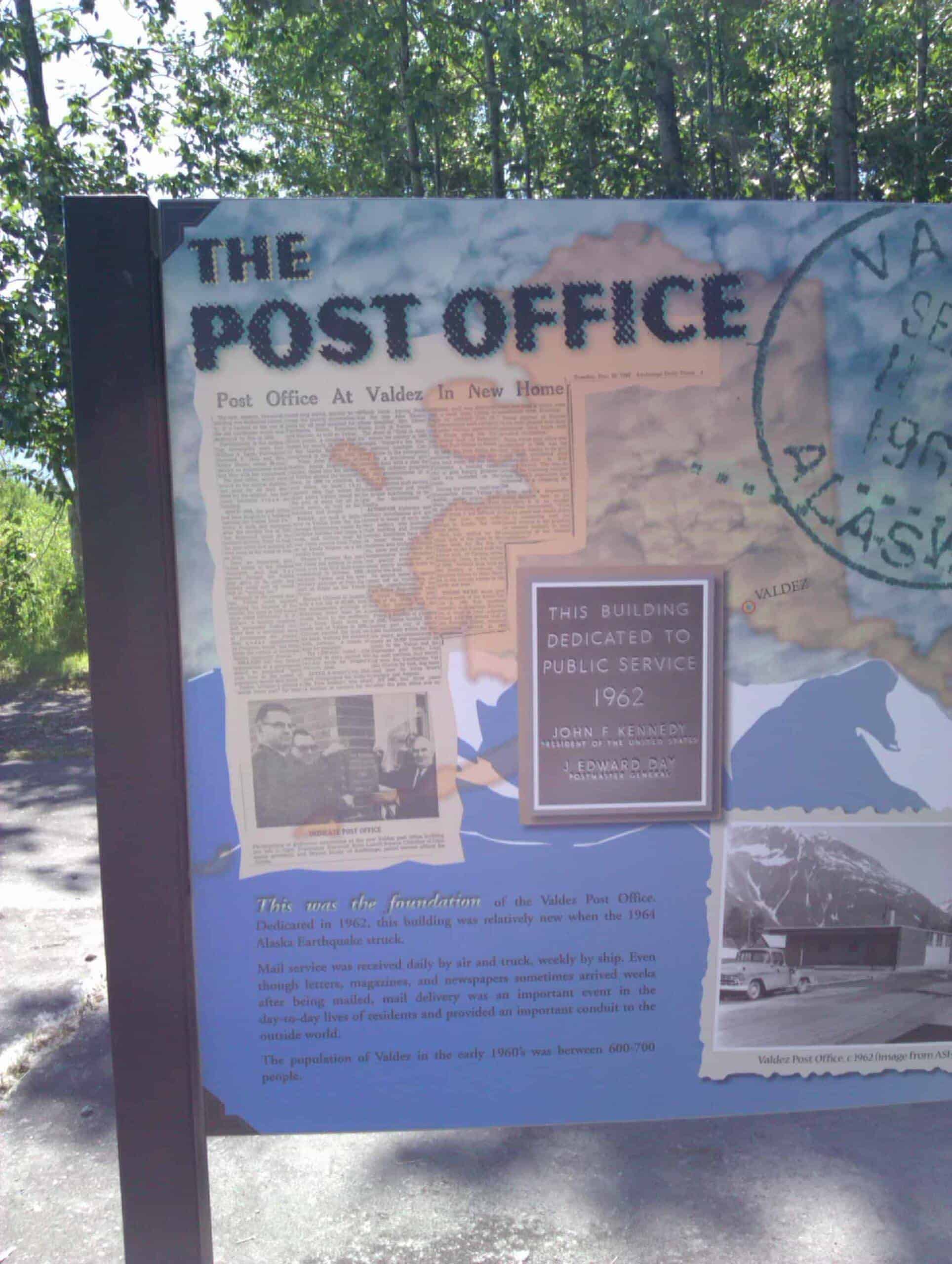 » 4. Interpretive Panel